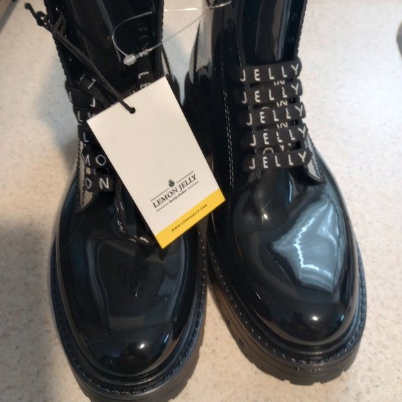 Lemon Jelly | Shoes | Nwt Lemon Jelly Ladies Shiny Rain Boots Stacked ...